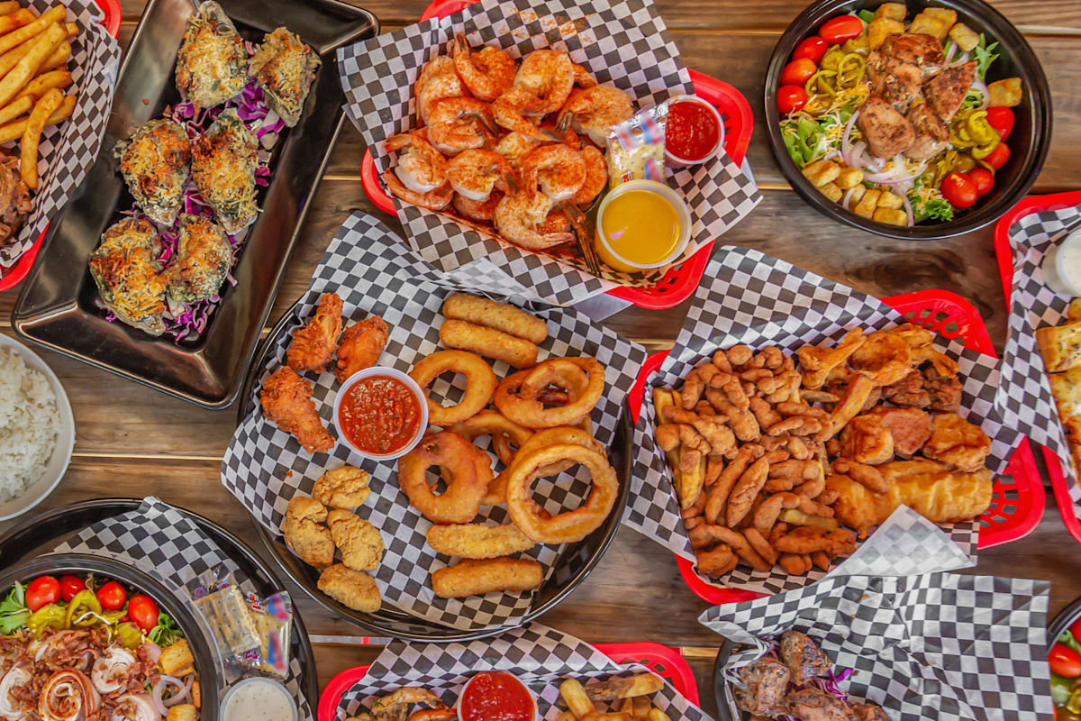 Hoss's Deli - Newport News, VA Restaurant | Menu + Delivery | Seamless