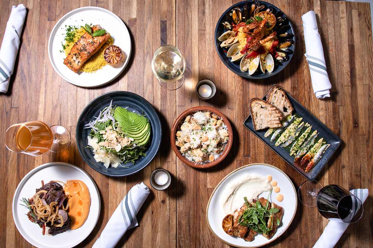 Ella Social - New York, NY Restaurant | Menu + Delivery | Seamless