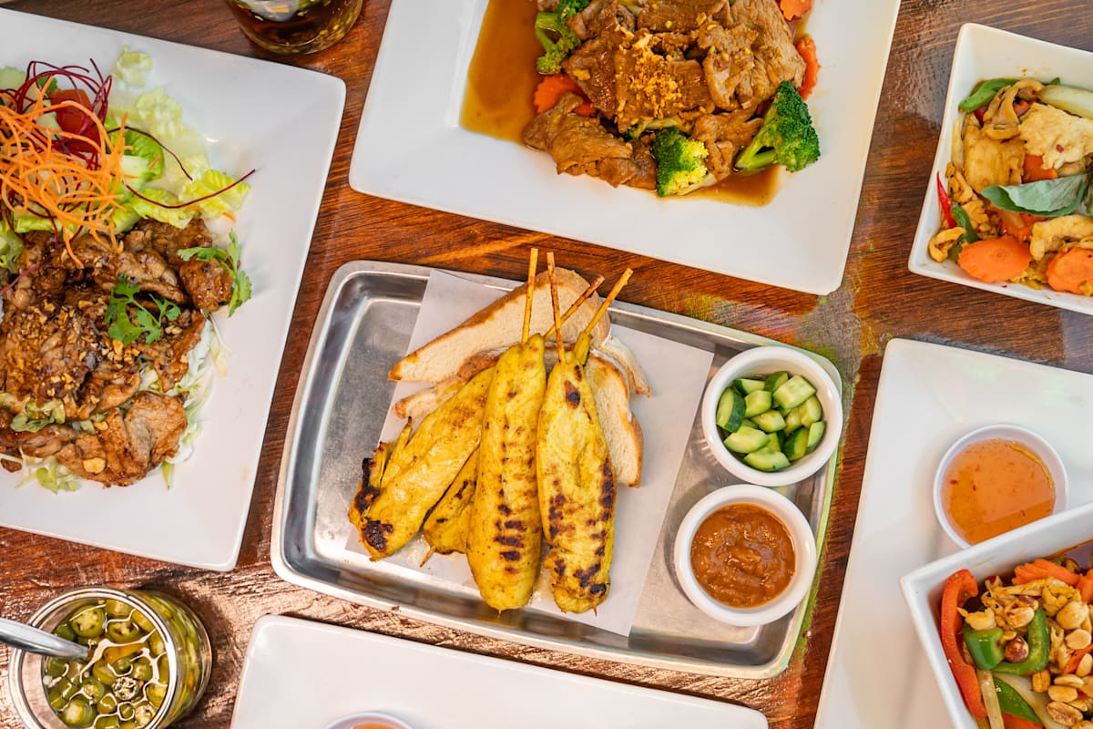 Delish Thai Kitchen Delivery Menu | Order Online | 5231 Lankershim Blvd ...