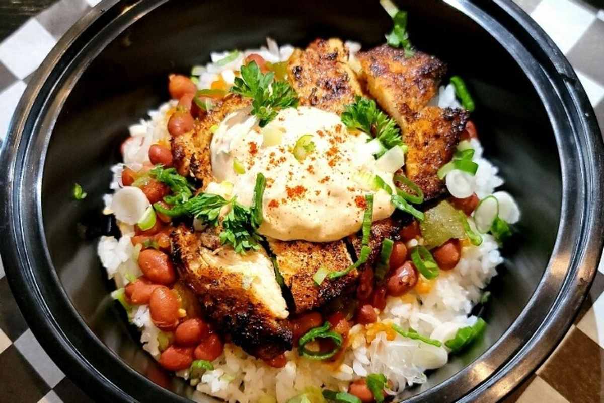 Junebug Cafe - Chicago, IL Restaurant | Menu + Delivery | Seamless