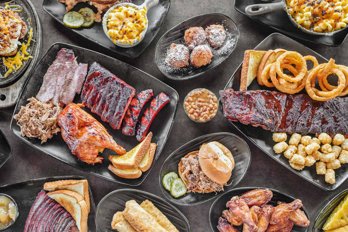 Round House BBQ Delivery Menu | Order Online | 2760 W Jefferson Ave ...