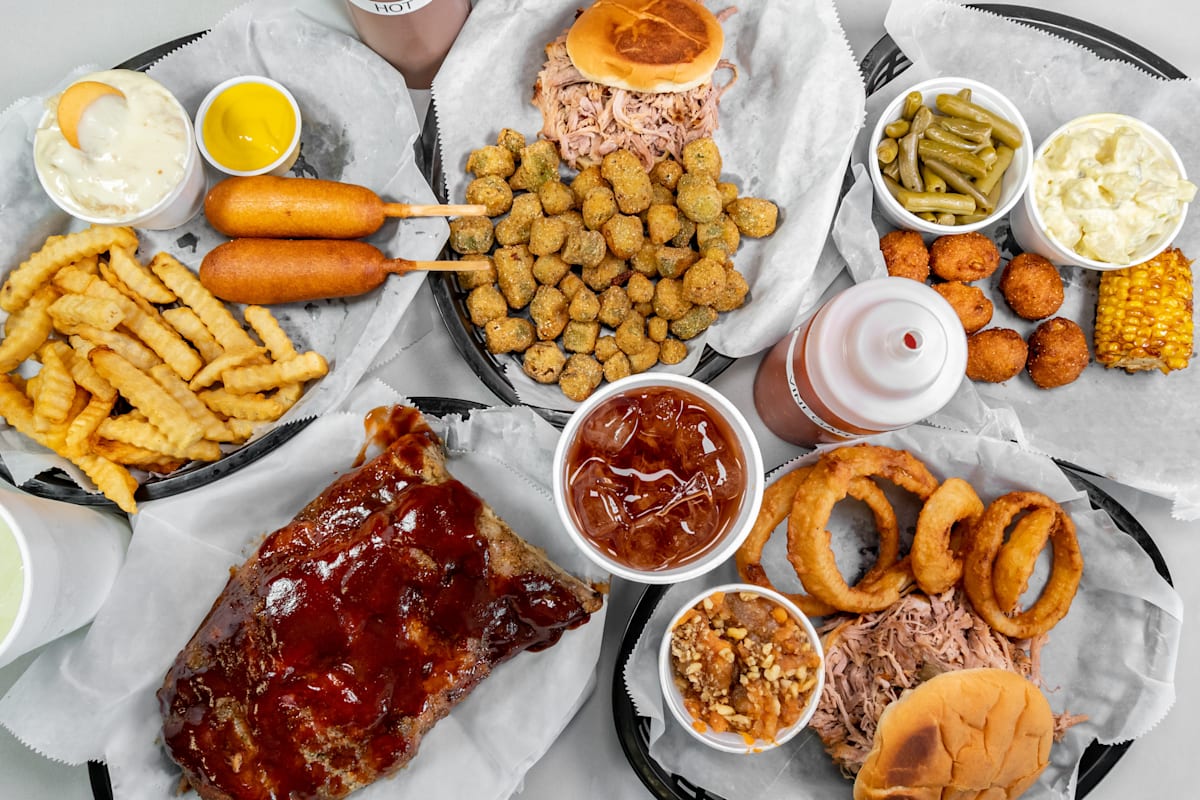 Little Pigs BBQ at Surfside Delivery Menu | Order Online | 3901 Dick ...