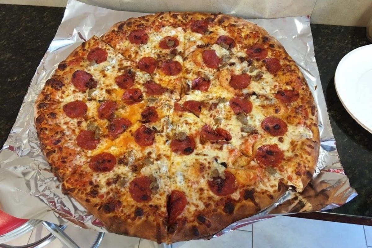 SLIDDERS PIZZA - Orlando, FL Restaurant | Menu + Delivery | Seamless