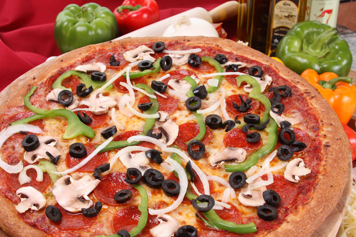 Captain Crust Delivery Menu | Order Online | 340 Martin Luther King Jr ...