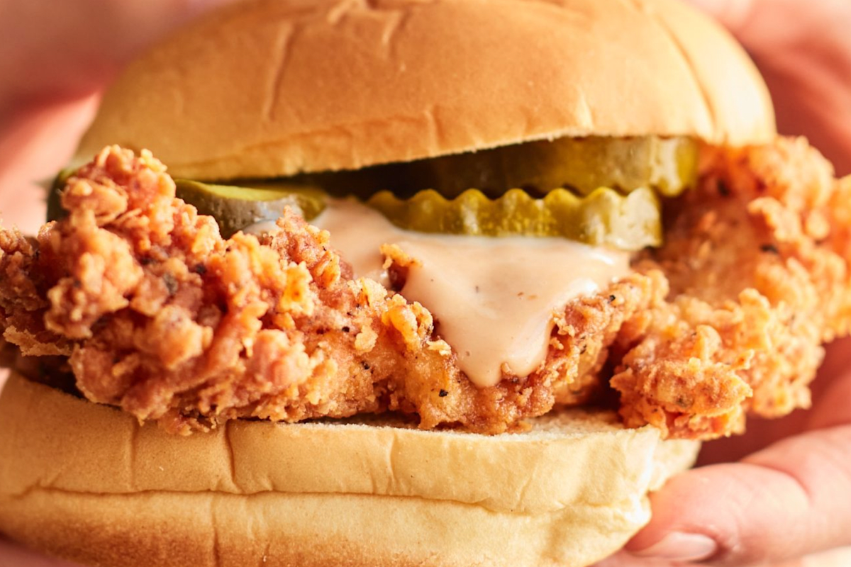 Golden's Fried Chicken Delivery Menu | Order Online | 648 W 5th St ...