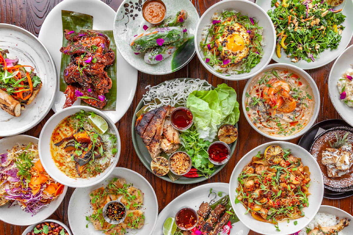 The Duplex - Chicago, IL Restaurant | Menu + Delivery | Seamless