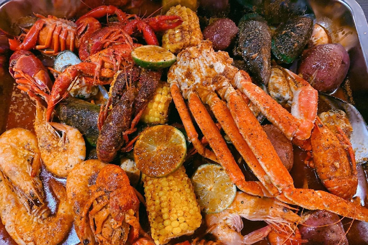 Juicy seafood near me store