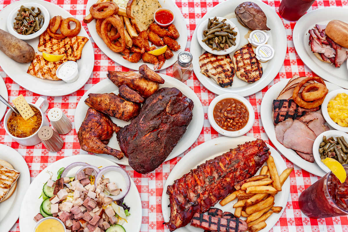 Oakwood Smokehouse & Grill - Eustis, FL Restaurant | Menu + Delivery ...
