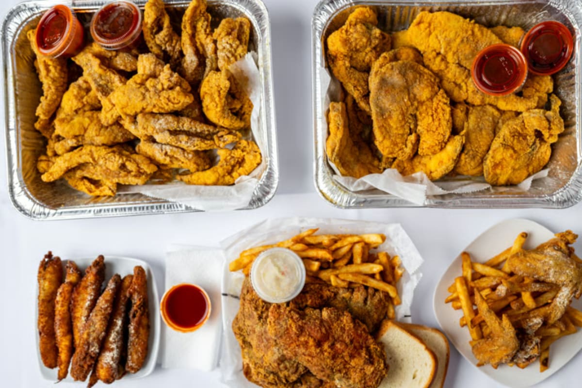 J & J Fish & Chicken Delivery Menu | Order Online | 4633 N Main St ...