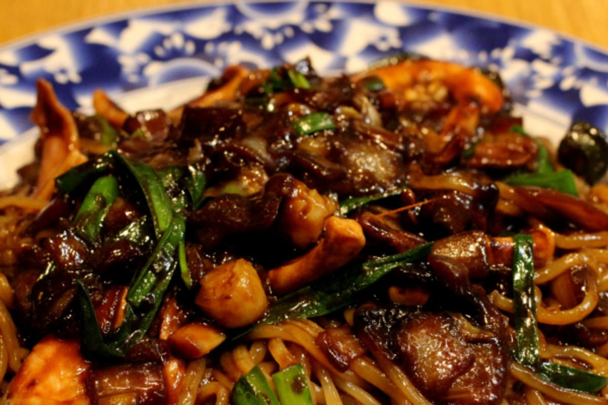 Pan Holic Delivery Menu | Order Online | 3250 W Olympic Blvd Ste 316 ...