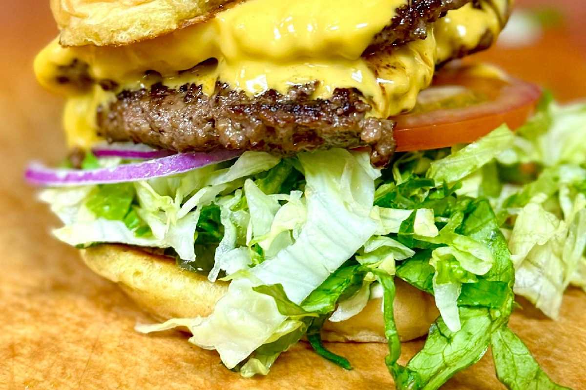 R Burgers - Las Vegas, NV Restaurant | Menu + Delivery | Seamless