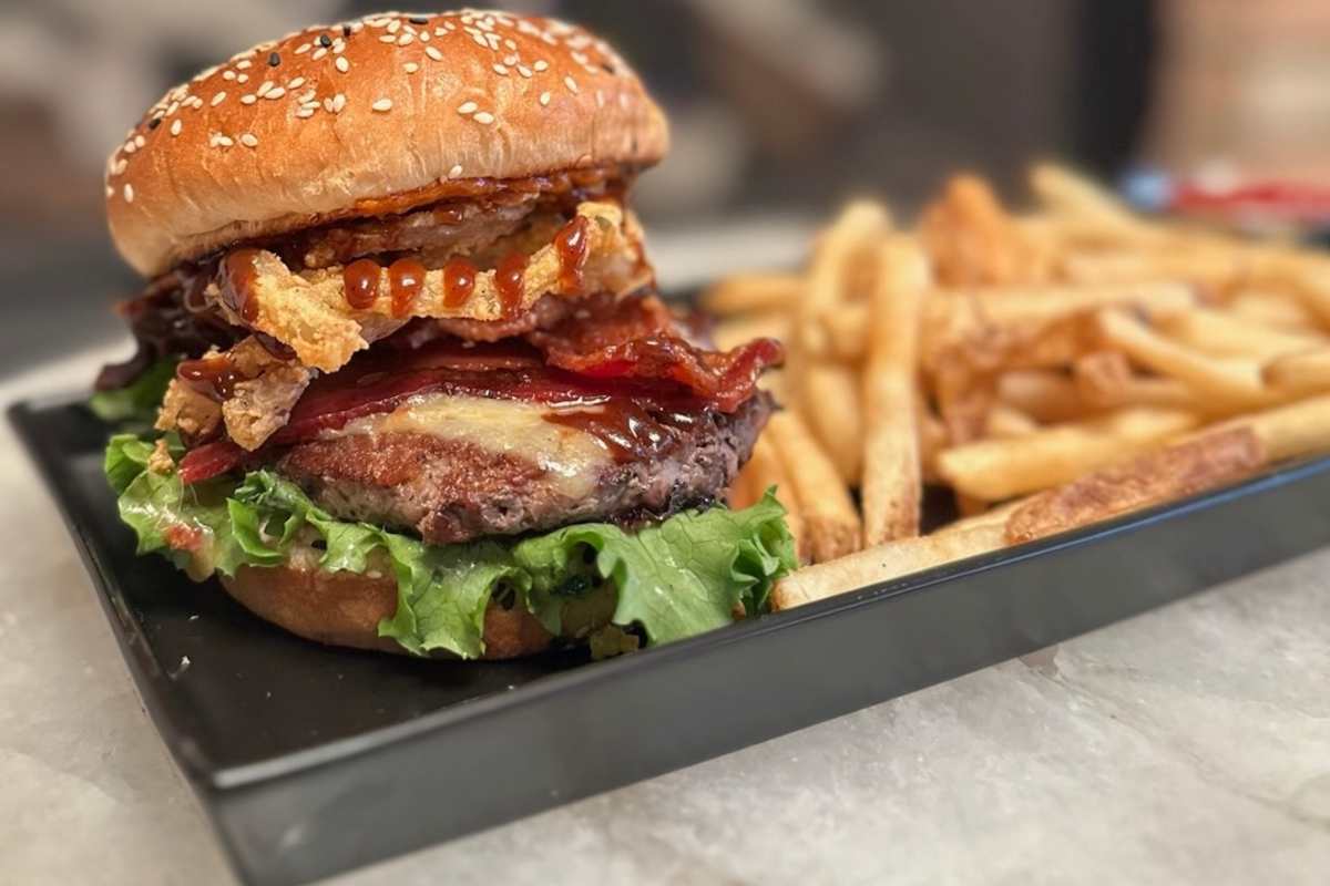 The Loft Frankfort - Frankfort, IL Restaurant | Menu + Delivery | Seamless