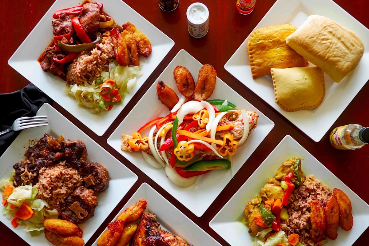 Reggae Reggie Jamaican Food Truck Delivery Menu | Order Online | 15435 ...