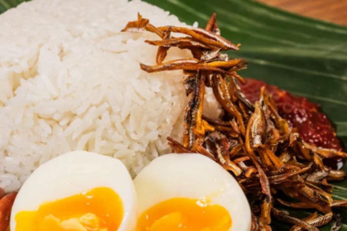 Road To Myanmar Delivery Menu | Order Online | 147 E Franklin St Chapel ...