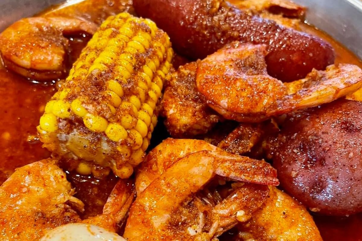 Boil City - Beaumont, TX Restaurant | Menu + Delivery | Seamless