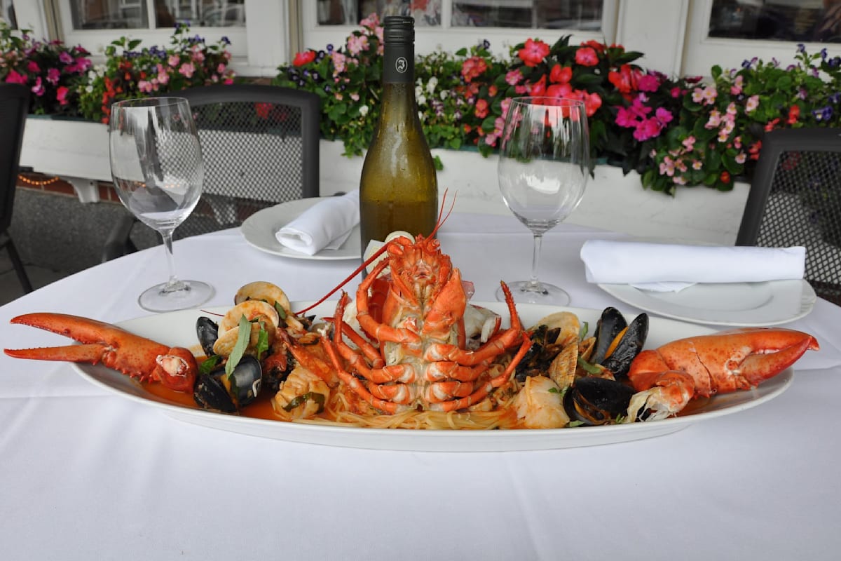 Alberto's Ristorante Delivery Menu | Order Online | 360 Main St ...