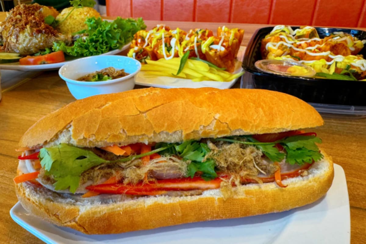 Bep Nha Pudding - Katy, TX Restaurant | Menu + Delivery | Seamless