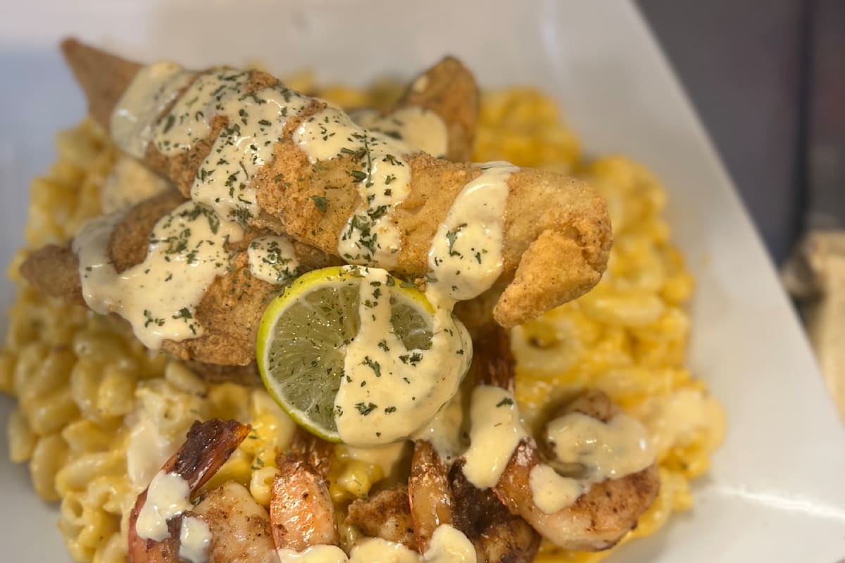 Plate Me Please Seafood & Bistro Delivery Menu | Order Online | 7105 ...
