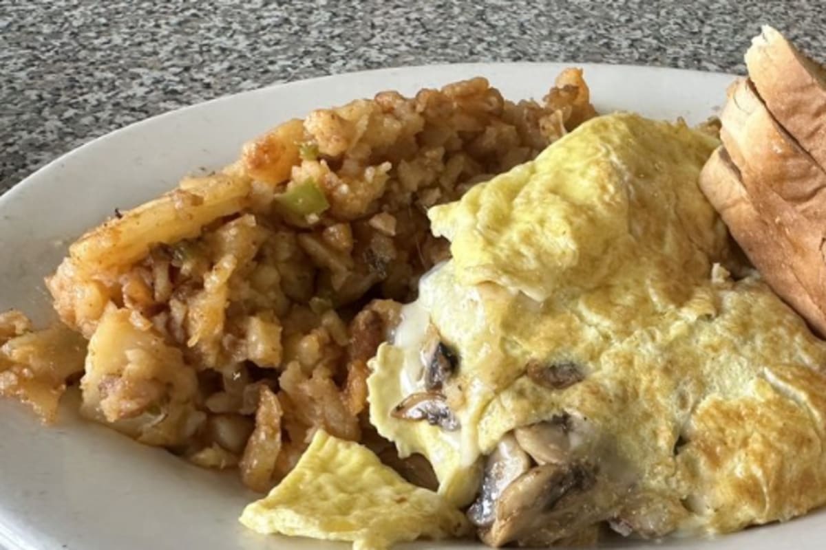 Hot Spot Diner - Newark, NJ Restaurant | Menu + Delivery | Seamless