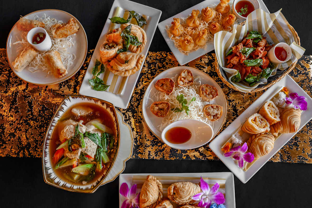 Madame Puffs & Thai Bistro - Chicago, IL Restaurant | Menu + Delivery ...