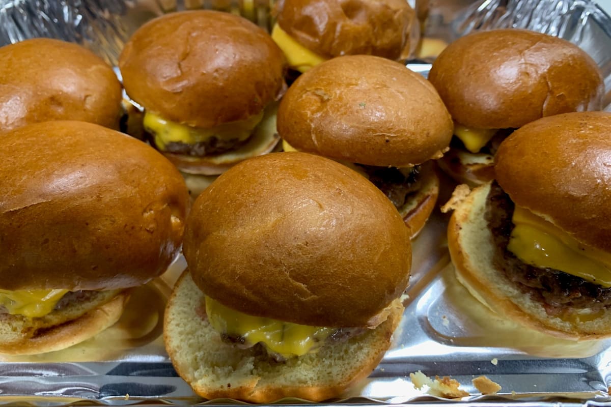 The Burger Warehouse - Chicago, IL Restaurant | Menu + Delivery | Seamless