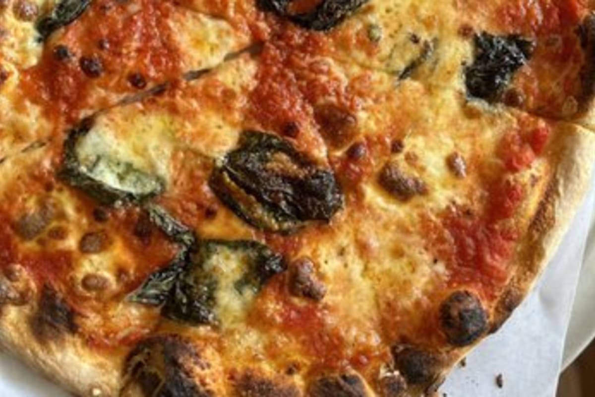 Brooksy's Pizza - Andover, MA Restaurant | Menu + Delivery | Seamless
