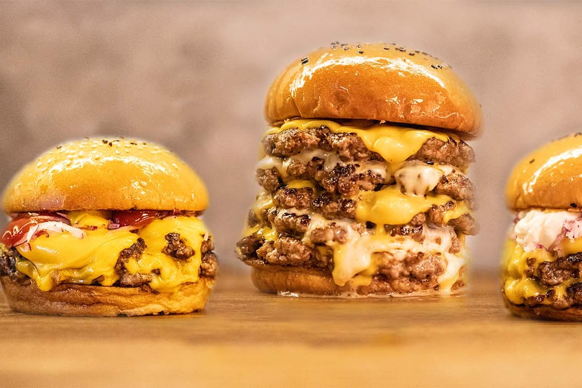 La Birra Burgers Delivery Menu | Order Online | 14831 Biscayne Blvd ...