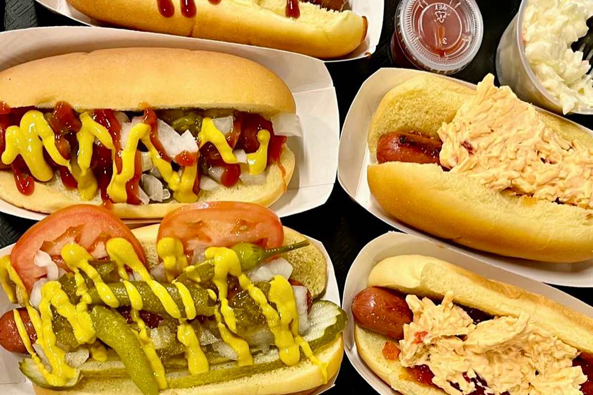 Dominion Dogs - Williamsburg, VA Restaurant | Menu + Delivery | Seamless