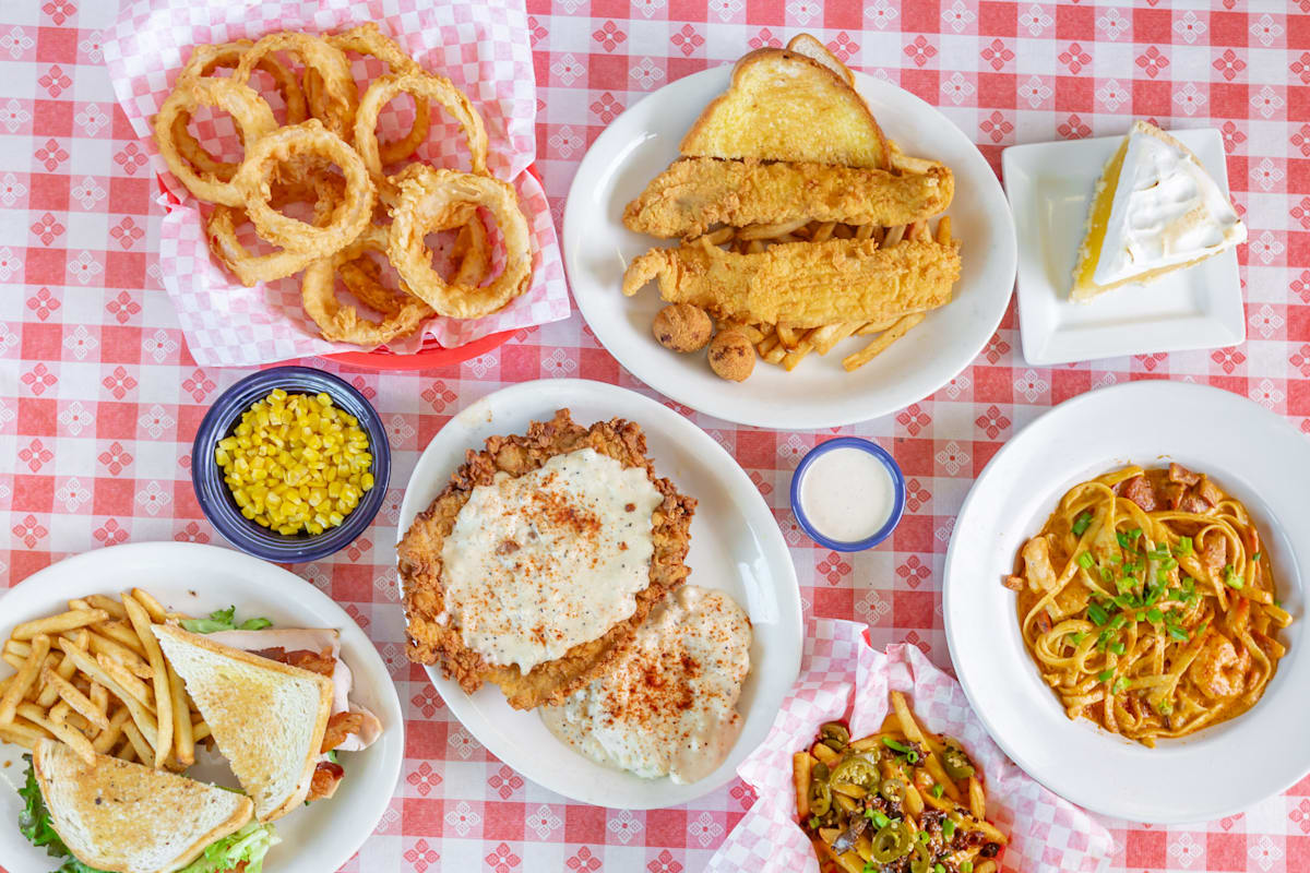 Hippo Cafe - Hutto, TX Restaurant | Menu + Delivery | Seamless