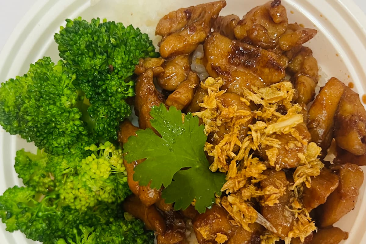 Aileen Thai Delivery Menu | Order Online | 10 Hanover Square New York ...