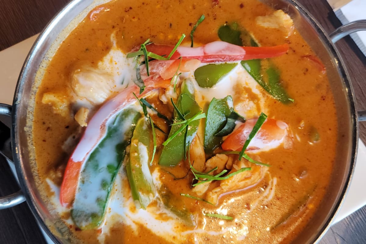 Green Mango Thai Delivery Menu | Order Online | 11226 Fourth St Rancho ...