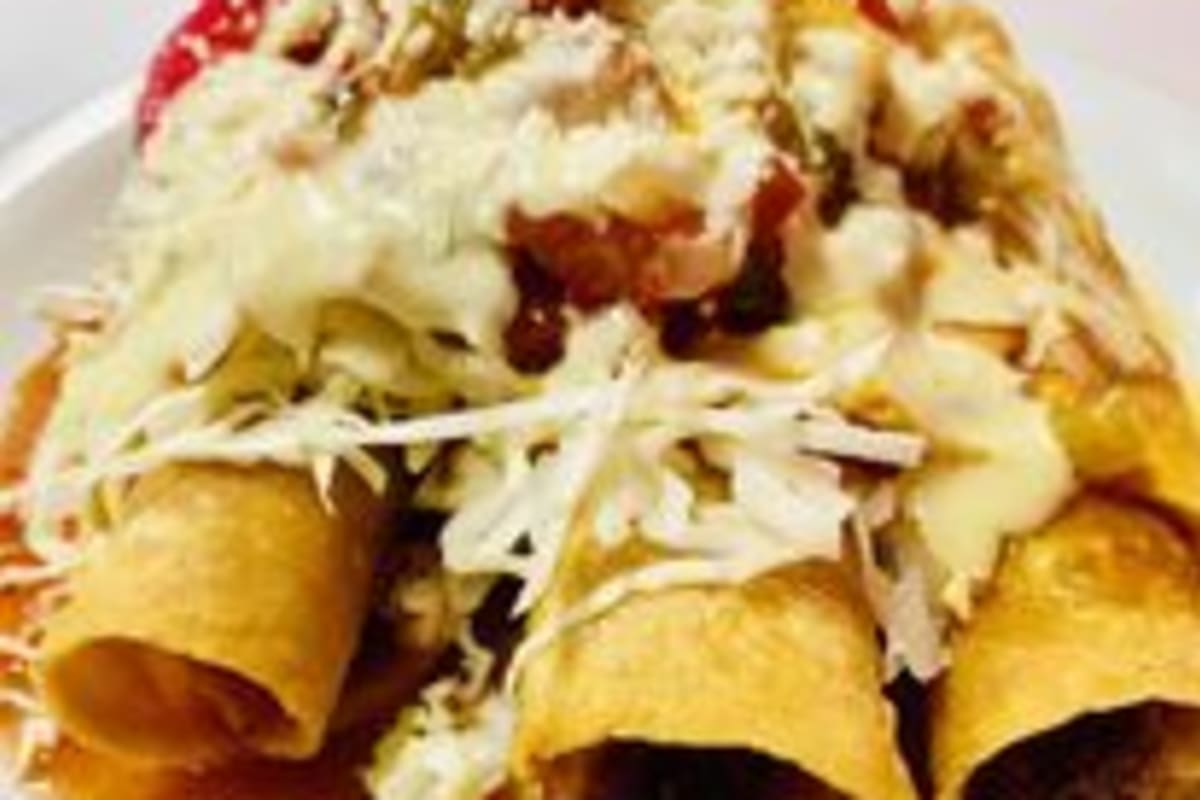 Los Alvarez Exxpress Latin Food Delivery Menu | Order Online | 850 ...