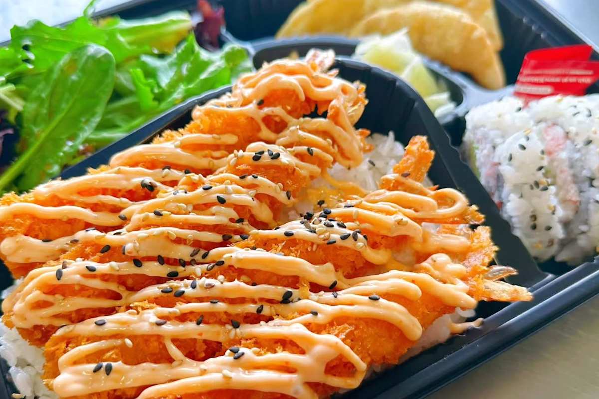 All Blue Poke - Pearl District Delivery Menu | Order Online | 1106 NW ...