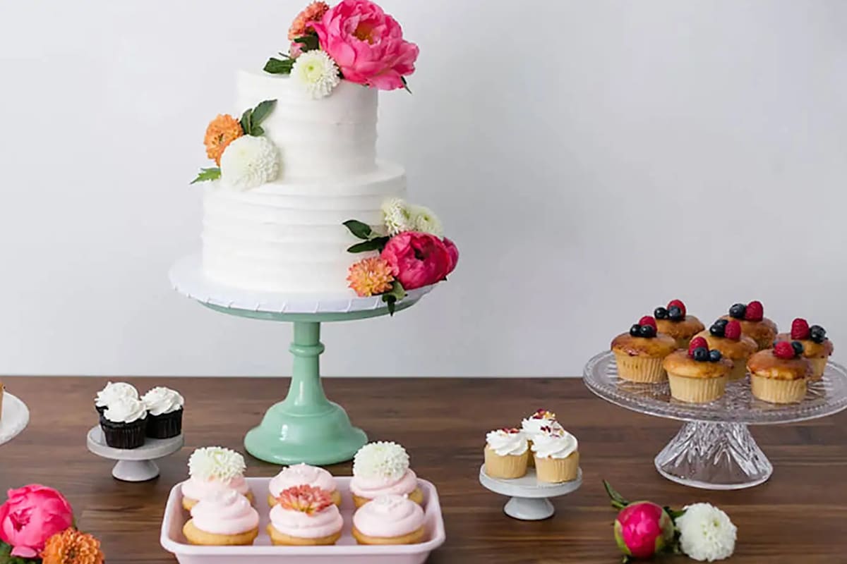 Molly's Cupcakes - Time Out Market (Chicago) - Chicago, IL Restaurant ...