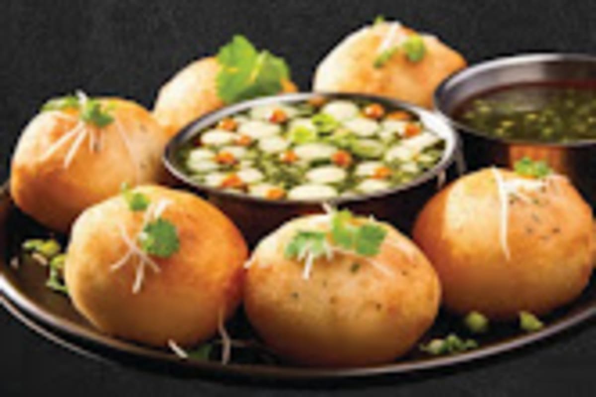 Red Chillez Indian Cuisine Delivery Menu | Order Online | 13680 ...