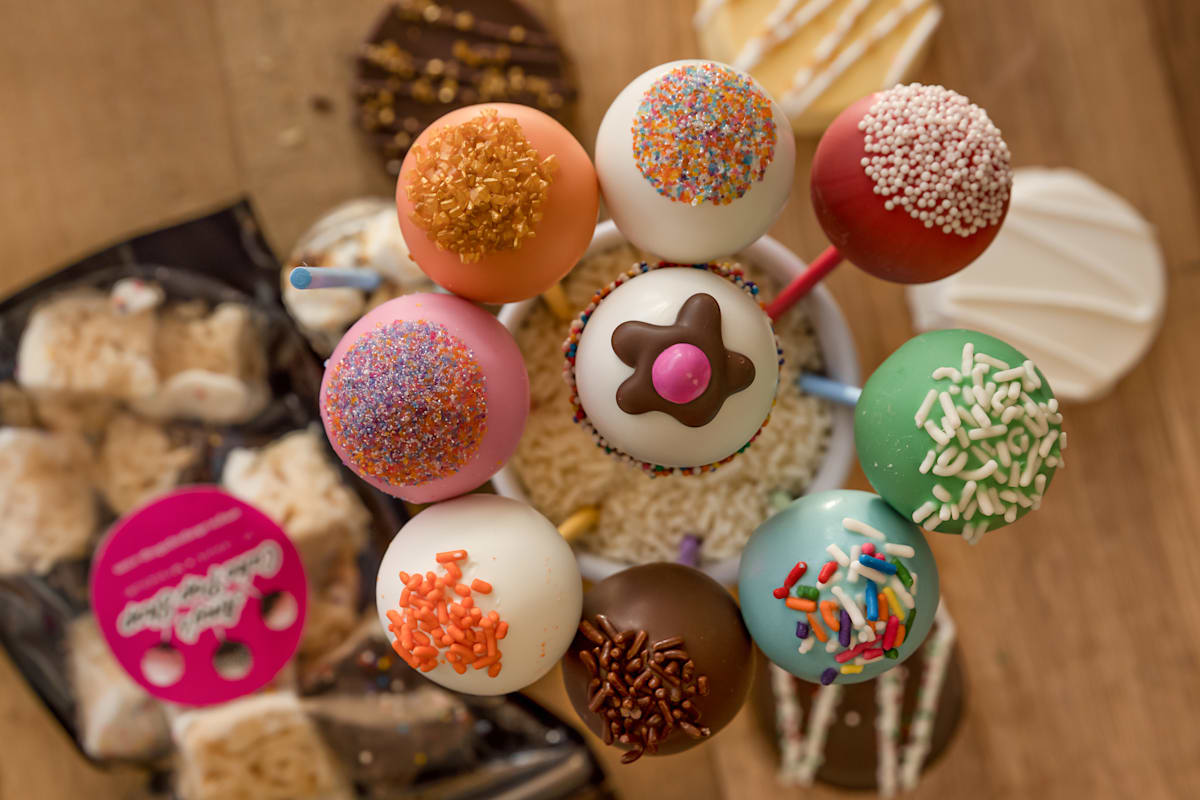 Amy's Cake Pop Shop and Boozy Bites Delivery Menu | Order Online | 7967 ...