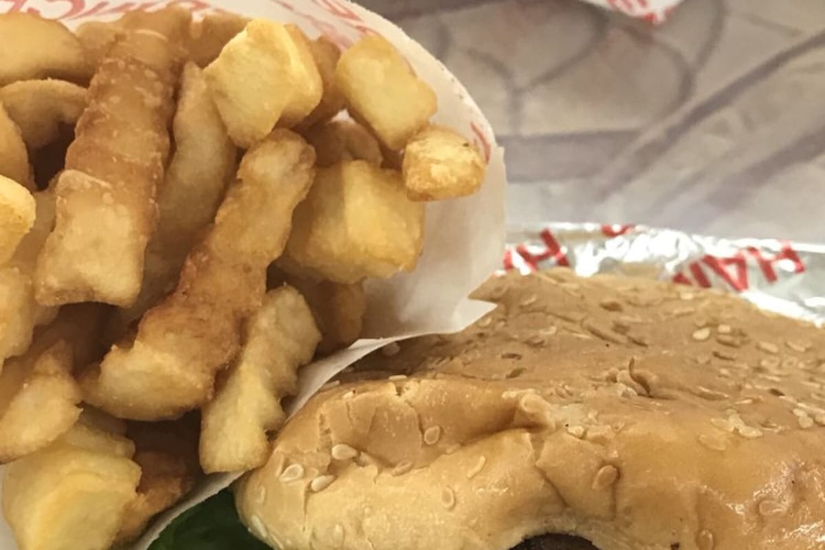 Burger Class Inc Delivery Menu | Order Online | 194 Buckland Hills Dr ...