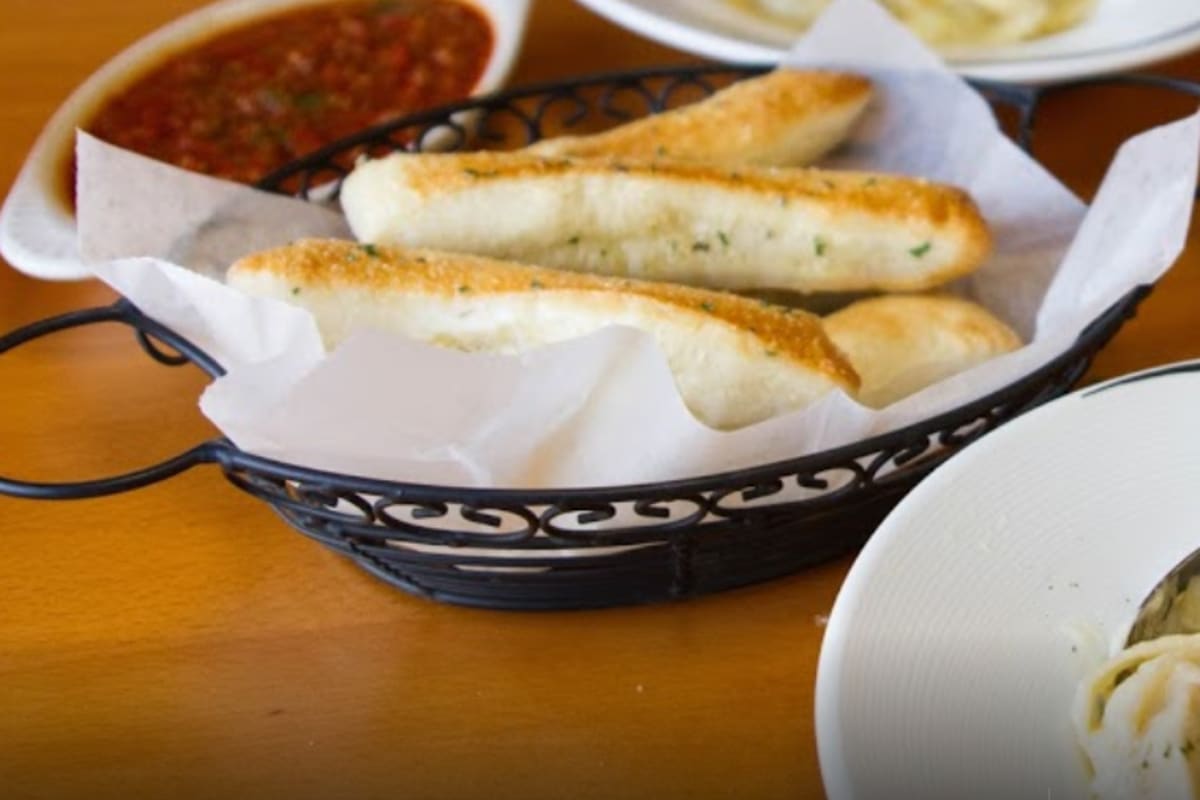 Lydia's Italian Kitchen Delivery Menu | Order Online | 1713 Riverview ...