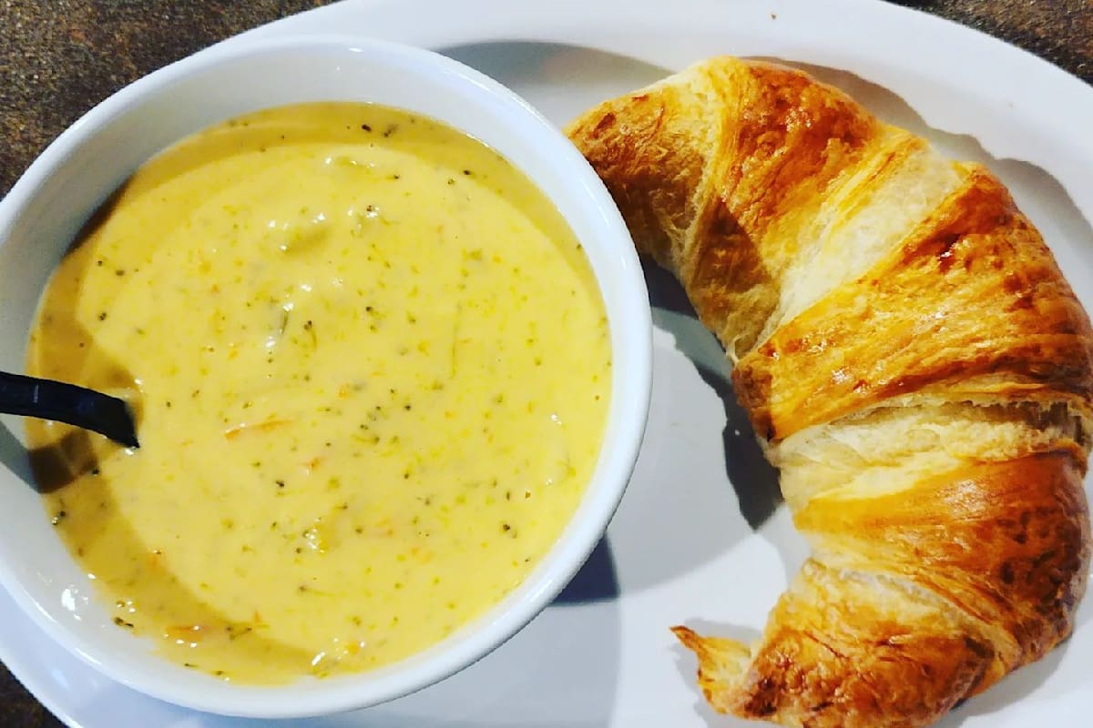 Coffeeholics Delivery Menu | Order Online | 211 Draper Rd NW Blacksburg ...