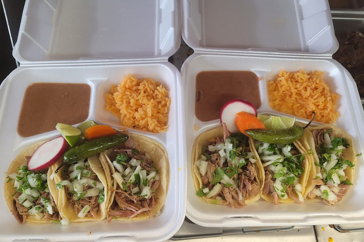 Taqueria El Oasis - Seattle, WA Restaurant | Menu + Delivery | Seamless