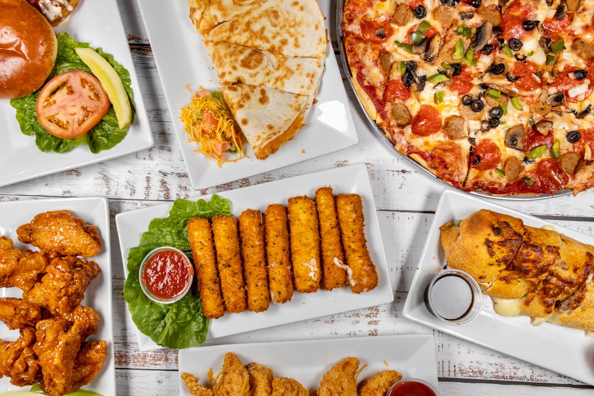 Longshots Bar and Grill Delivery Menu | Order Online | 1609 W Jefferson ...