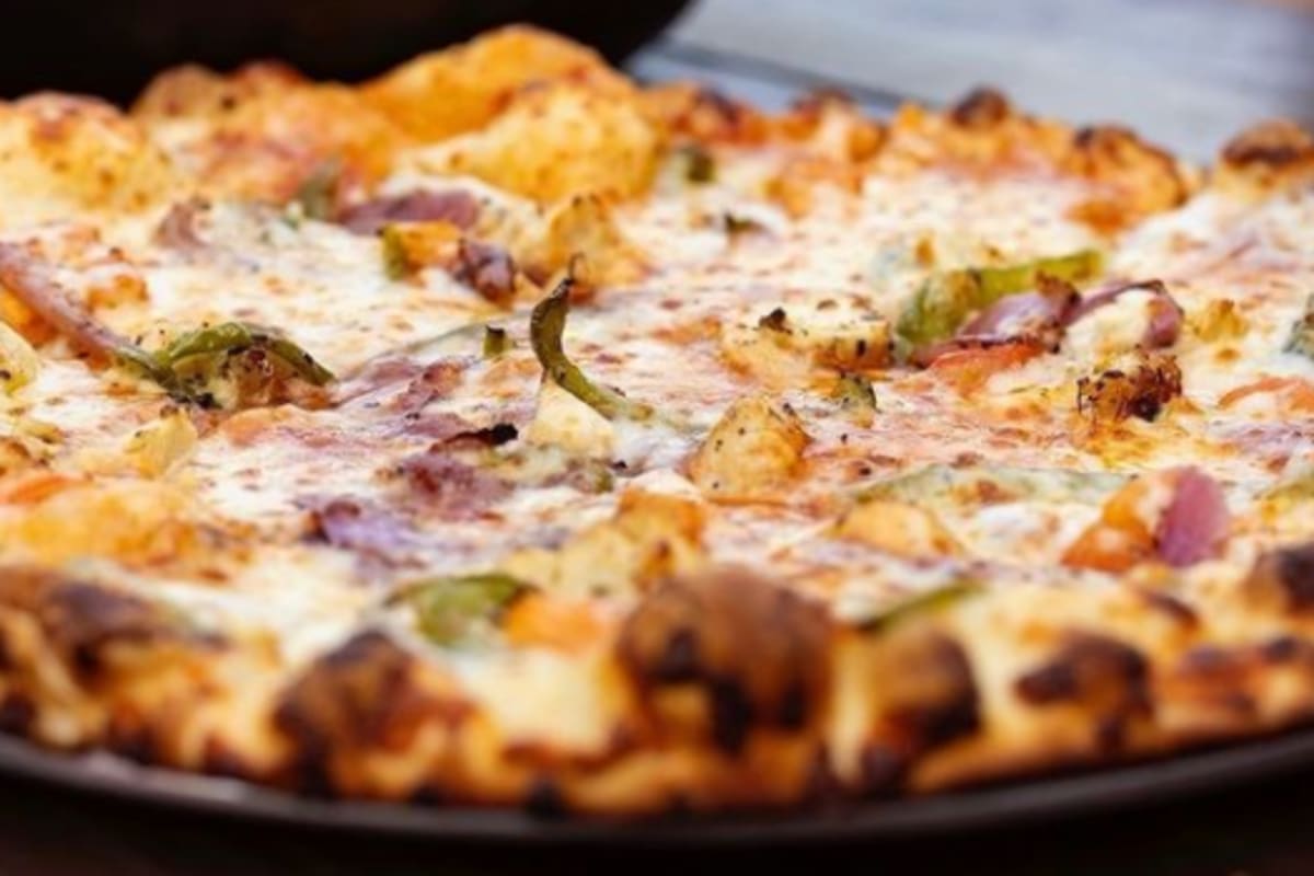 Heat Pizza Bar Delivery Menu | Order Online | 2250 6th St Tuscaloosa ...