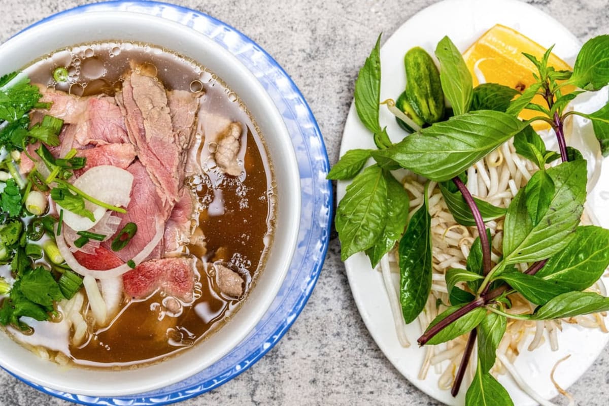 Com Tam Dat Thanh Delivery Menu | Order Online | 5035 Fruitridge Rd ...