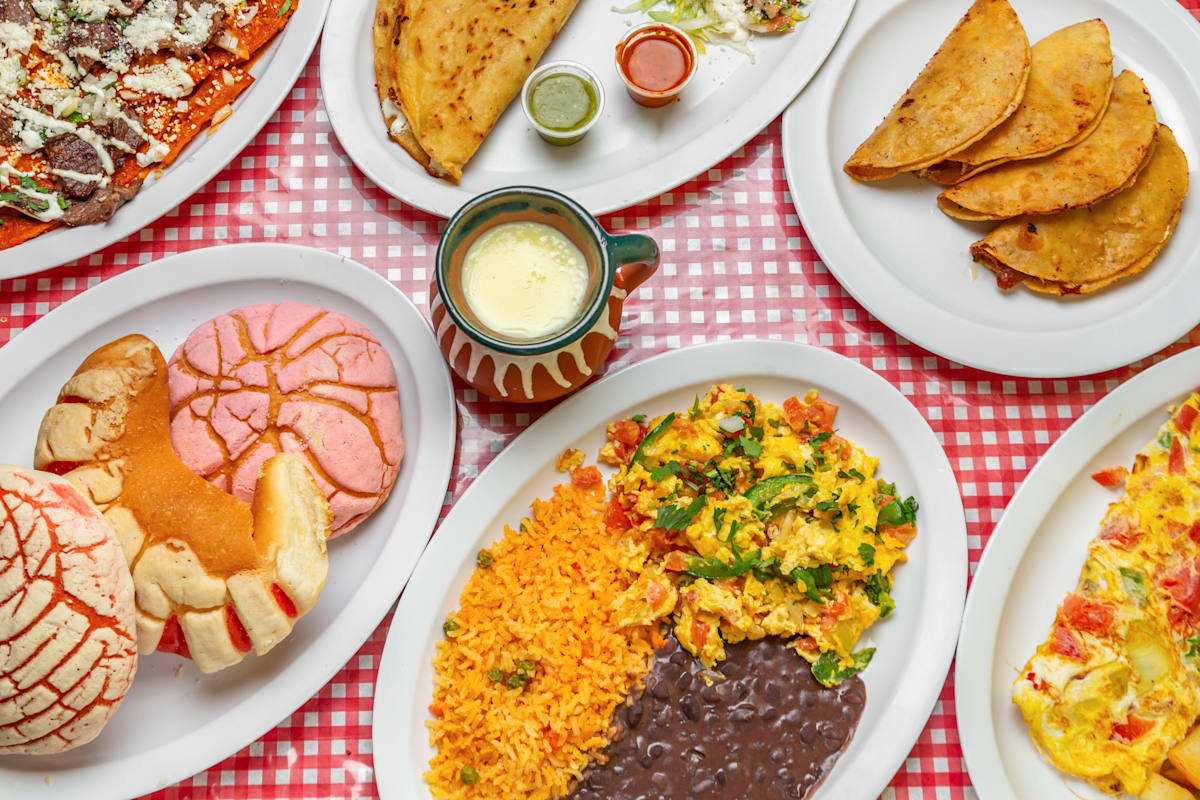 La Fuente Bailey Deli - Bronx, NY Restaurant | Menu + Delivery | Seamless