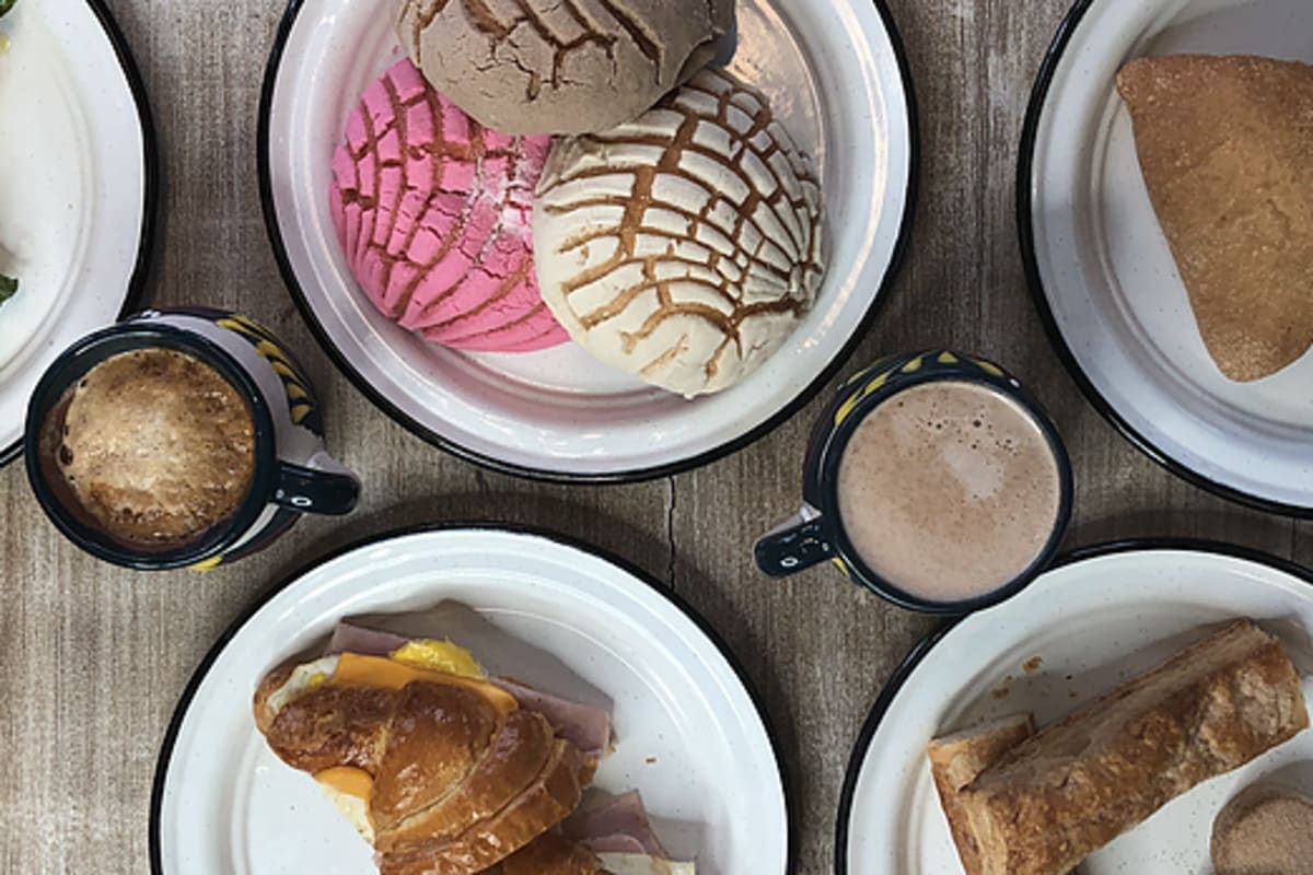 Aracely's Bakery - Cicero, IL Restaurant | Menu + Delivery | Seamless