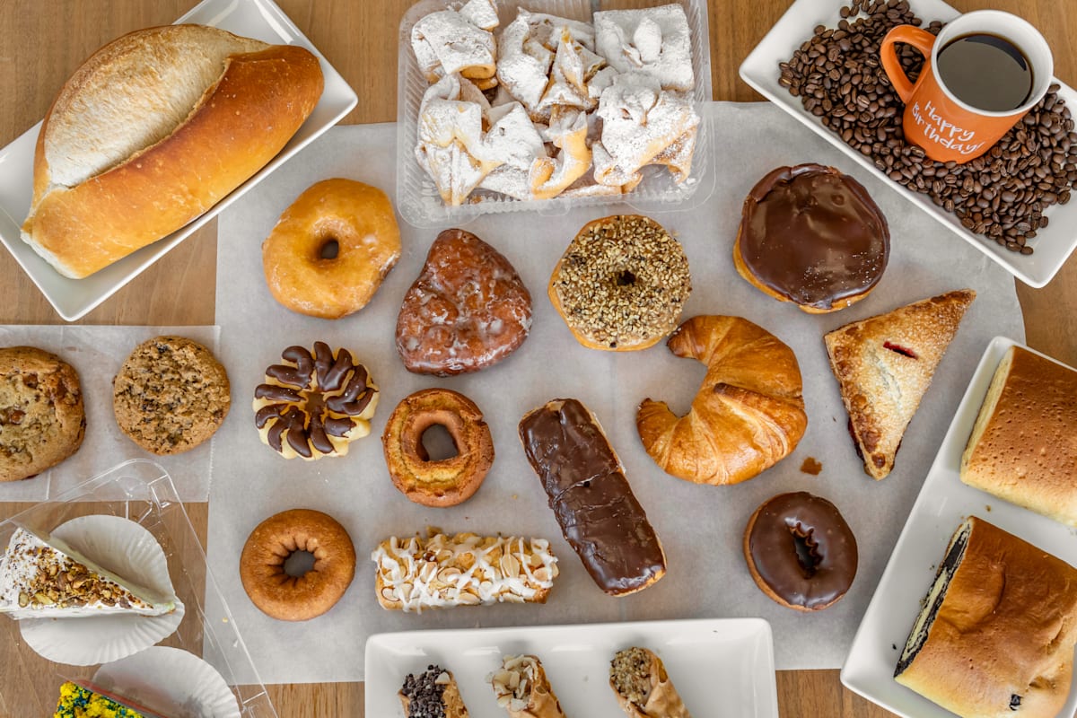 GM Paris Bakery - Livonia, MI Restaurant | Menu + Delivery | Seamless