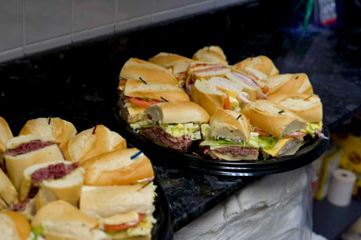 DJ's Delicious Deli - White Plains, NY Restaurant | Menu + Delivery ...