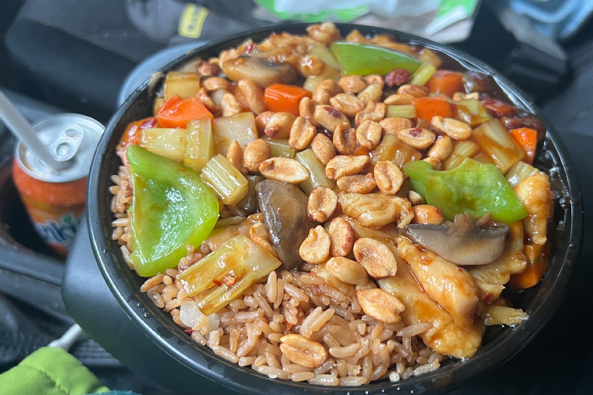 Ho Wok Chinese Restaurant Delivery Menu | Order Online | 1223 Bruce B ...