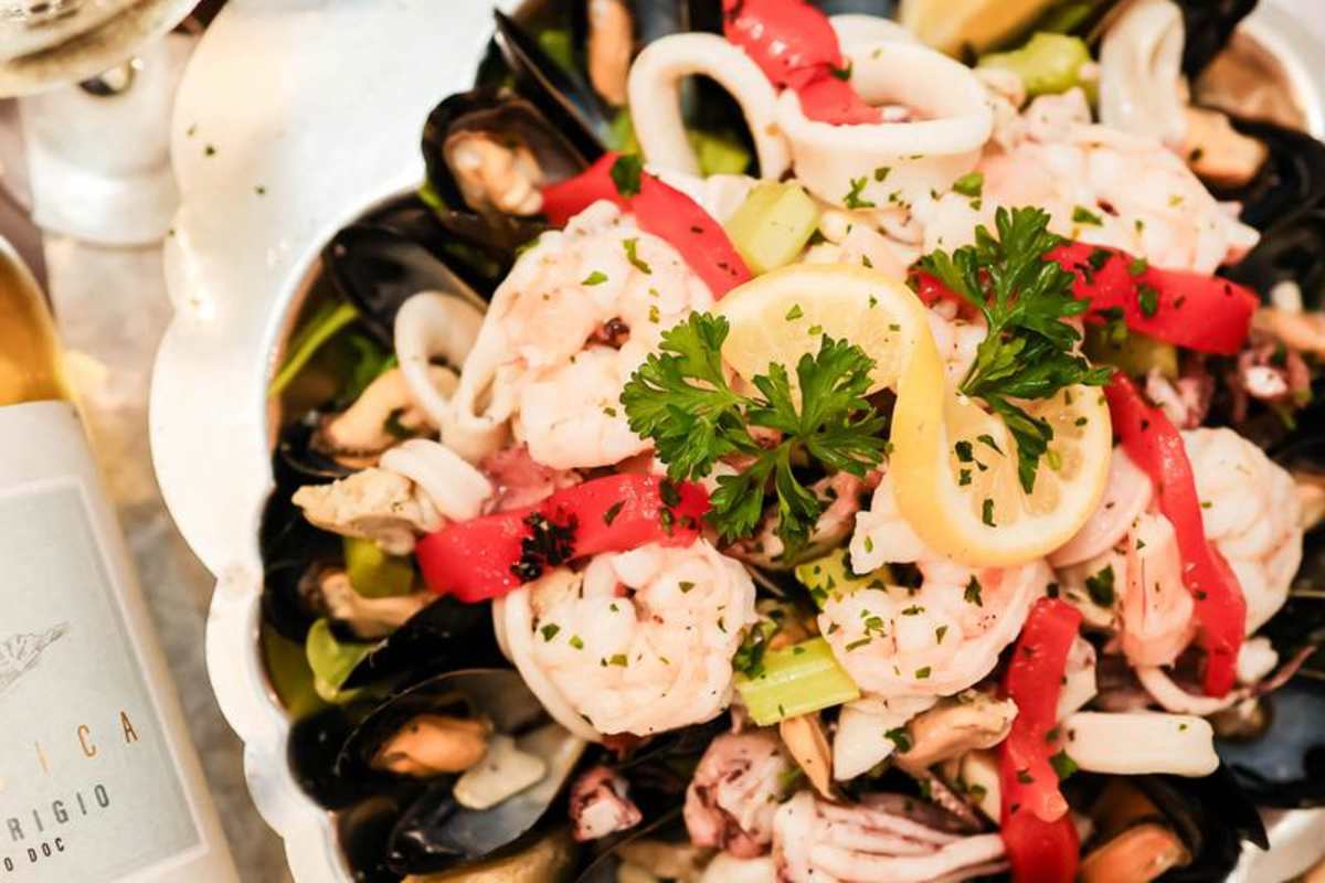 Mama Lisa Restaurant Delivery Menu | Order Online | 1226 Montauk Hwy ...