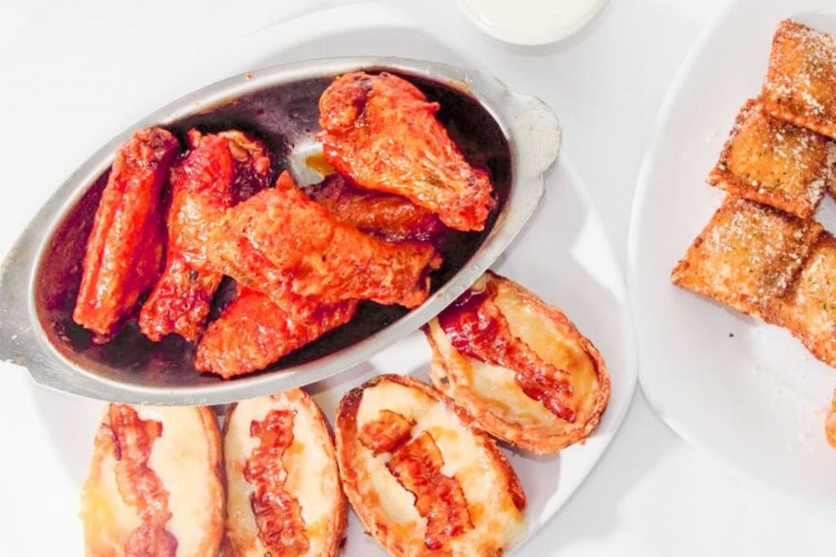 Cecil Whittakers Pizza Delivery Menu | Order Online | 1155 Wentzville ...